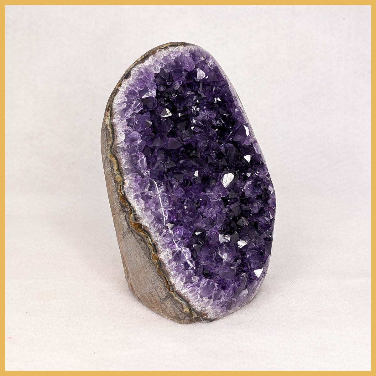 AME287 Amethyst Stand-up| The Gem Shop, Inc.