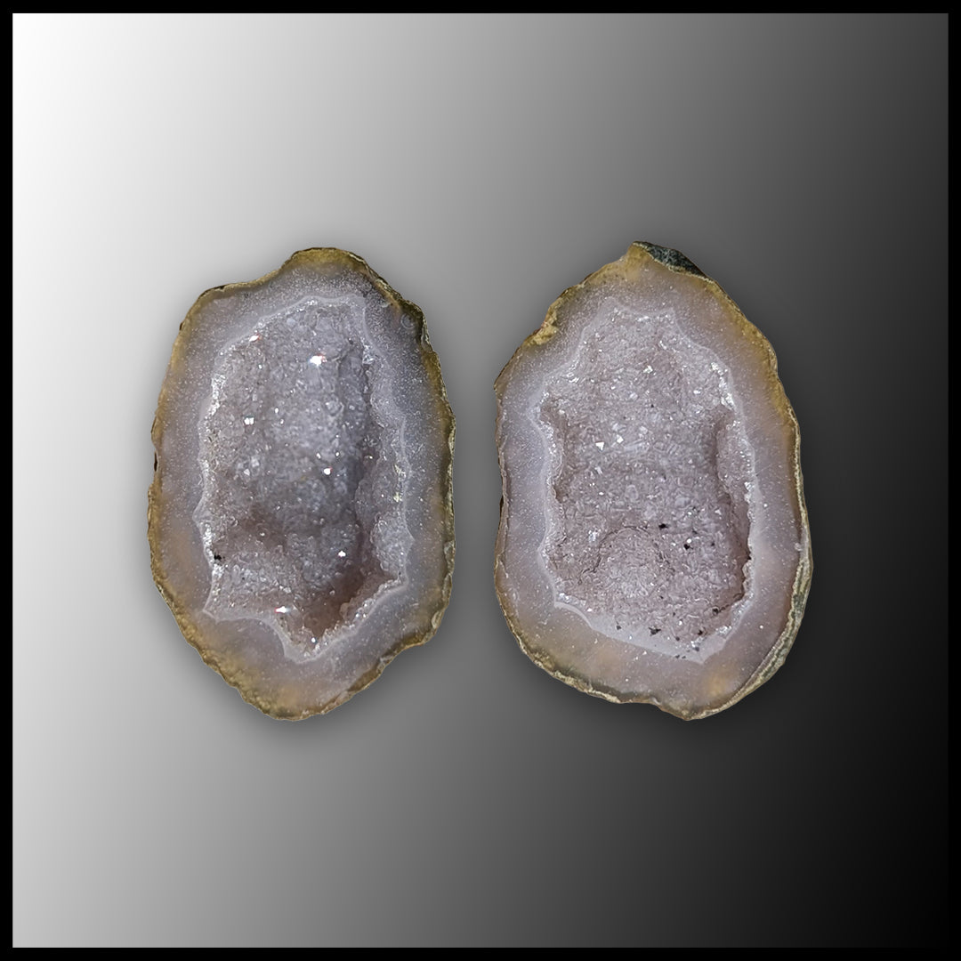 TAB3688 Tabasco Geode Pair| The Gem Shop, Inc.