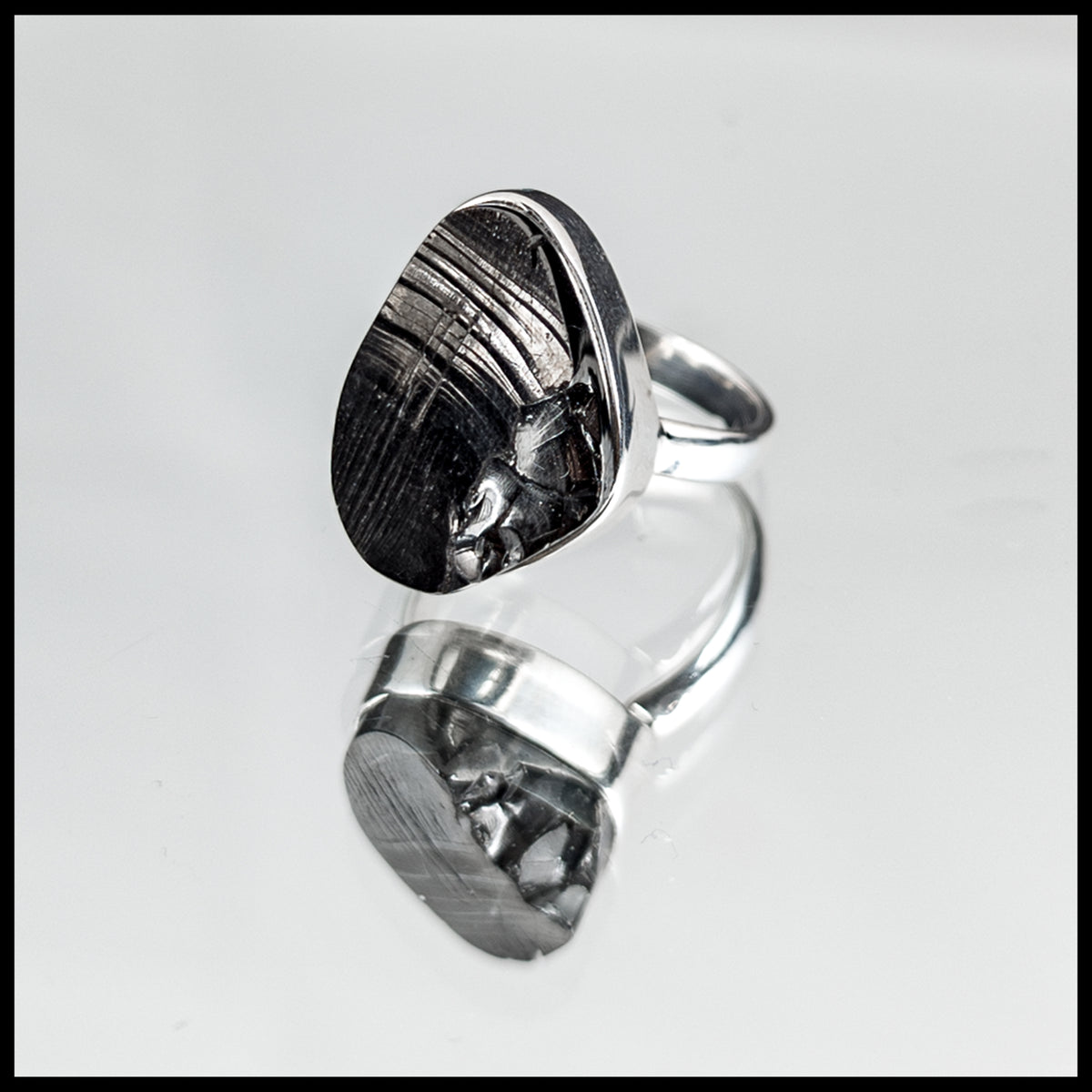 SHU106r Elite Shungite Ring, Size 8| The Gem Shop, Inc.